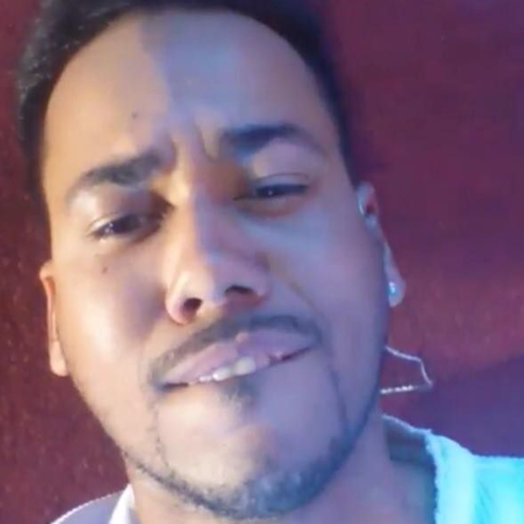 Stream ES UN PLACER CONOCERLA by La Aldea de la Miel-da | Listen online ...