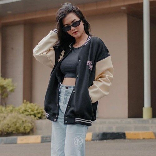 Stream Dj Sikok Bagi Duo Remix Viral Tiktok Terbaru 2022 Jedag Jedug