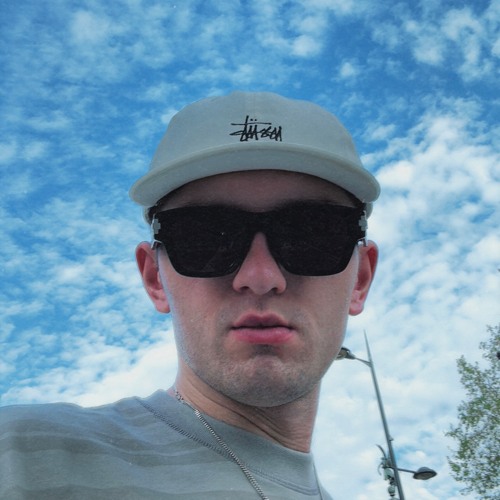 Stream RILEY - NIGHT SHIFT (UNRELEASED) by RILEY | Listen online for ...