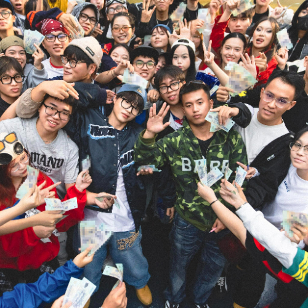 Stream ĐỪNG ĐỂ TIỀN RƠI | LOW G (ft. Anh Phan) Special Version . by ti_d25 | Listen online for ...