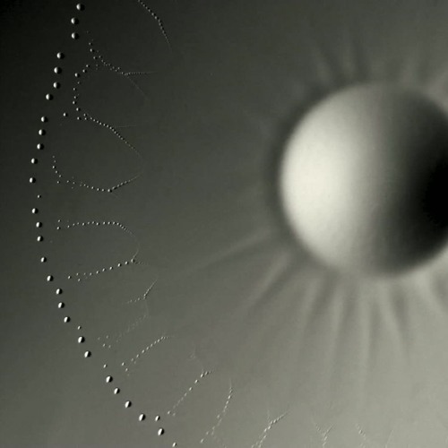 Stream Pulsating Drops by Deep Circuit Electro Miners | Listen online ...