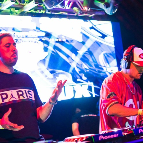 Stream broken paus vs dj heavy - Karnival 2022 Animalia by dj_heavy ...