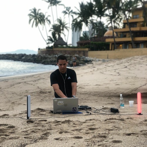 Stream Set 005 Vallarta, Mx. 2022 by TECHNOCOLOR | Listen online for free on SoundCloud