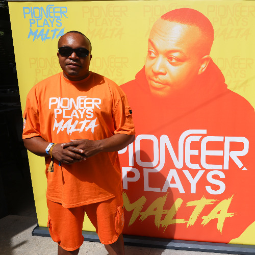 Listen to music albums featuring Pioneer Plays Malta 2025 Promo Mix by ... Listen to music albums featuring Pioneer Plays Malta 2025 Promo Mix by ...