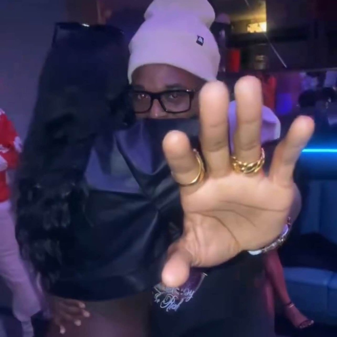 Stream Giveon ( Heartbreak Anniversary ) by Vaple | Listen online for ...