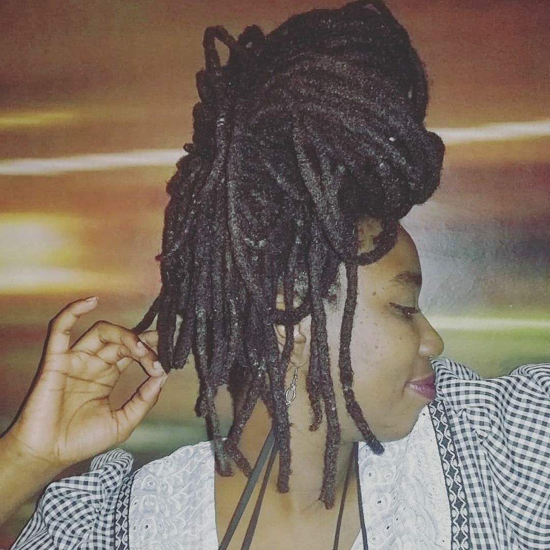 Stream Simthandile Mtolo | Listen to Hymns from Icilongo Levangeli playlist online for free on ...