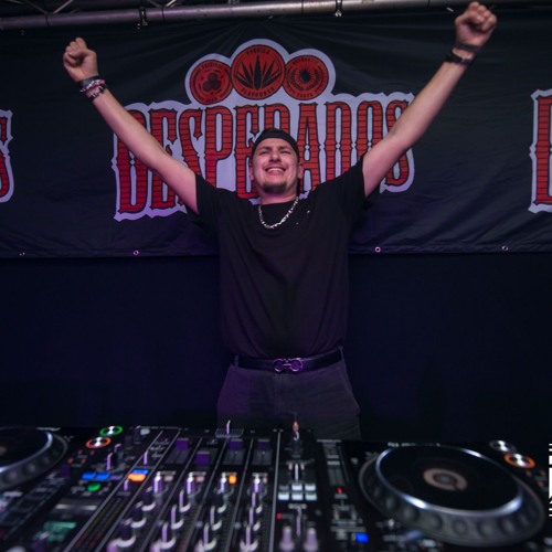 Stream DJ Flixe @ Garagengeschredder 2024 [Heineken Floor] by BSK Crew ...