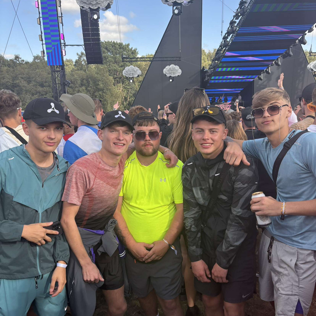 Stream East End Dubs-Badabababa by josh chantler | Listen online for ...