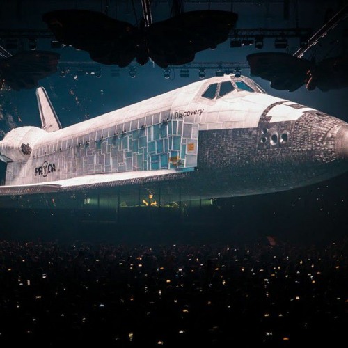 Stream Eric Prydz (Pryda) - Discovery (Live) by EP | Listen online for ...