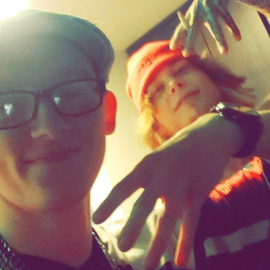 Stream No Love For a Menace ft. Sleezi (Mastered by Unworthycanofbeans ...