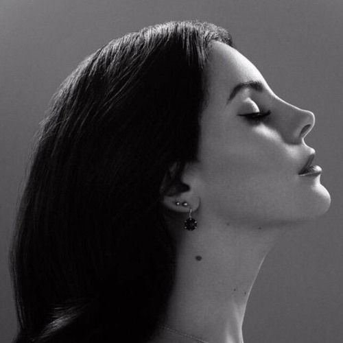 Lana Del Rey Side Profile