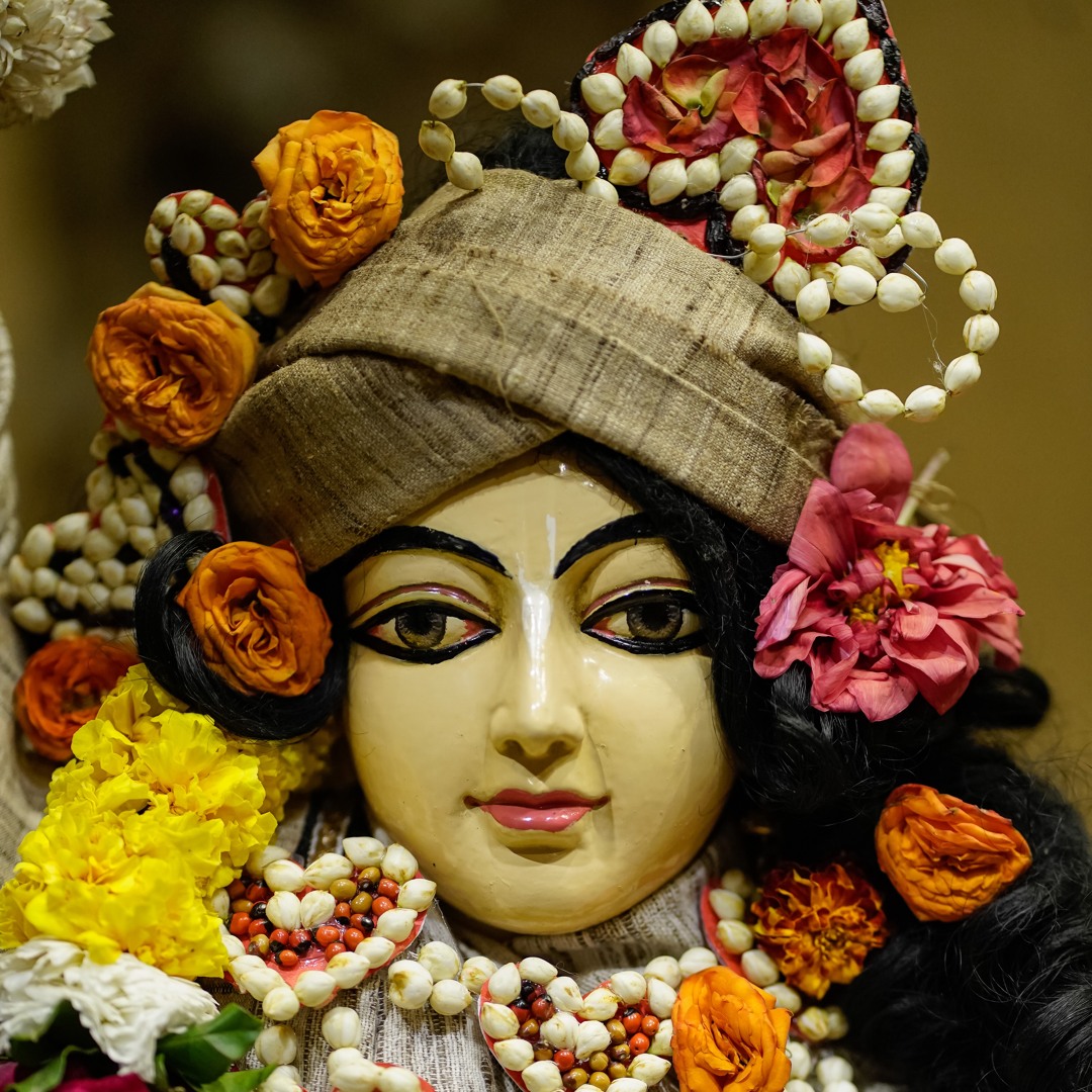 Stream 24 Hour Kirtan Mandali Official | Listen to Smita Krsna playlist ...