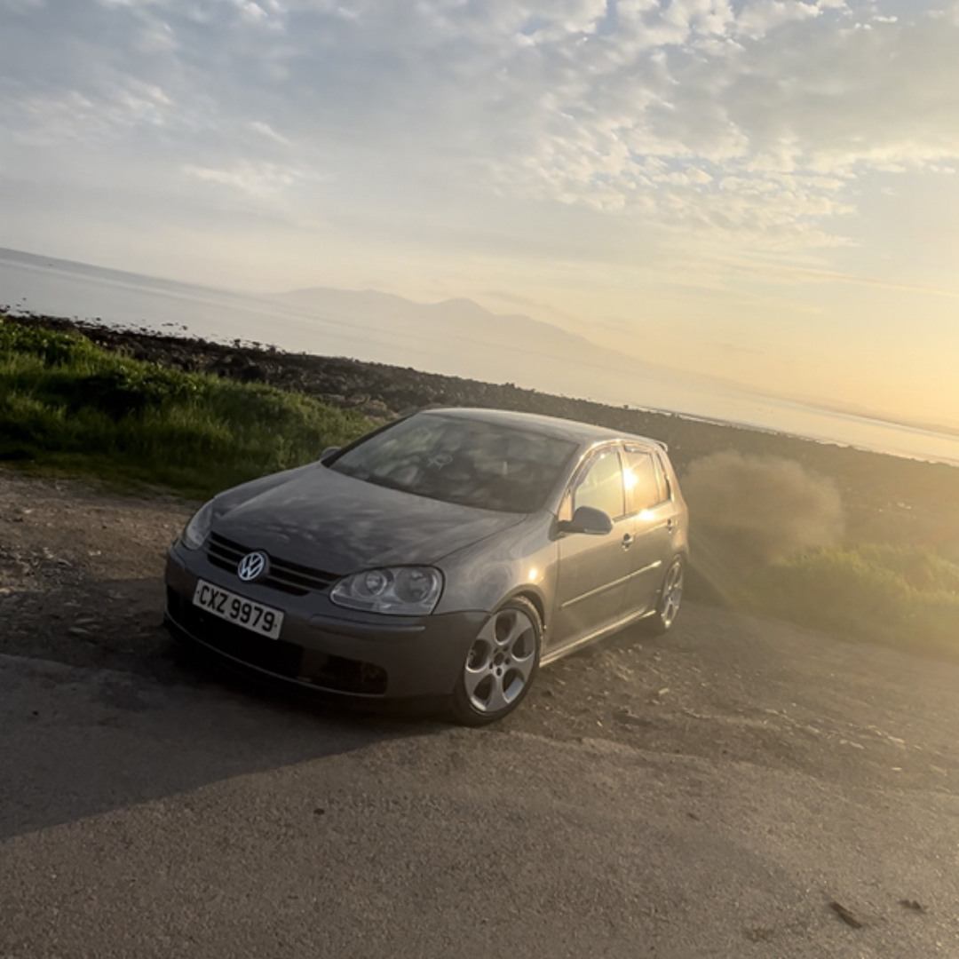 Stream Versatile we sell brown X King of my castle by ryan cusack🔊 ...