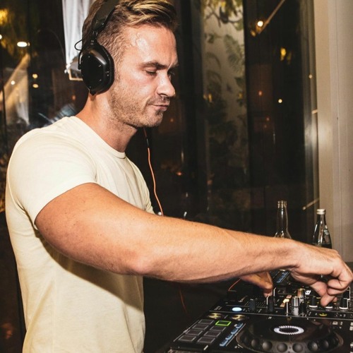 Stream REX ON DECKS 25-3-2023 by Ricky Rex | Listen online for free on ...