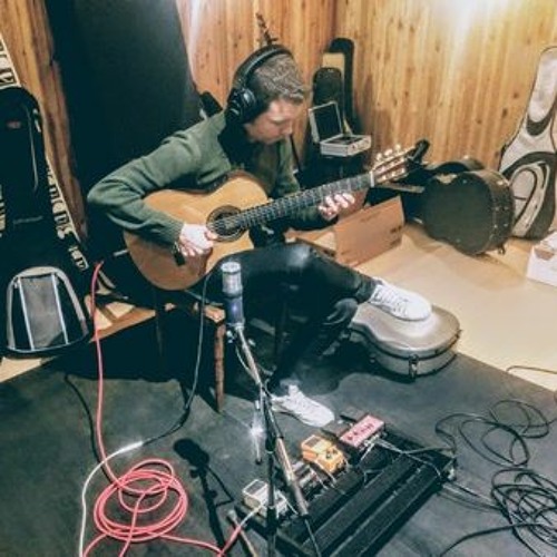 Stream Distance by Tom Van de Venne | Listen online for free on SoundCloud