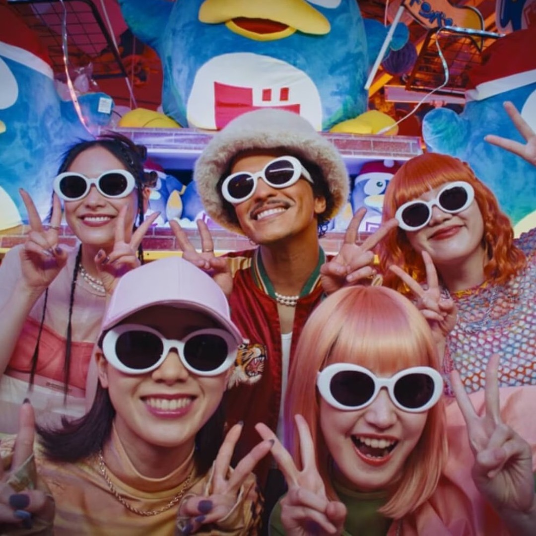 Stream Donki Ikuyo (Extended Version) - Bruno Mars x Don Quijote by ...