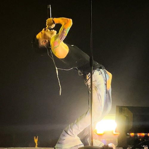 Stream PHONG CÁCH x BLUE CHECK | PARZ remix by P4RZIVAL | Listen online ...