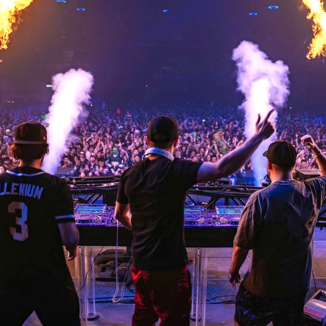 Stream EXCISION B2B WOOLI B2B ILLENIUM @ THUNDERDOME 2025 by blvckrose | Listen online for free ...