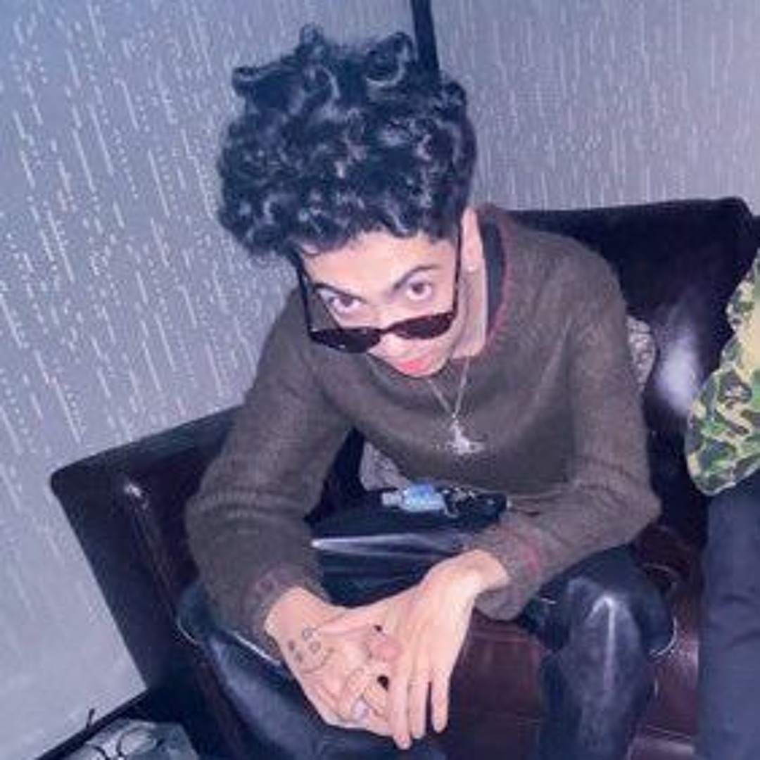 Stream ericdoa - crying over (extended) by wreran | Listen online for ...