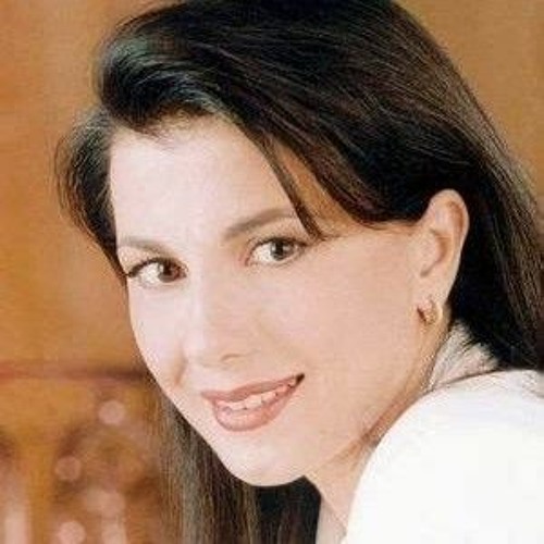 Stream Magda El Romy - Eb7as 3anny by AinaLiRA Radio* | Listen online ...