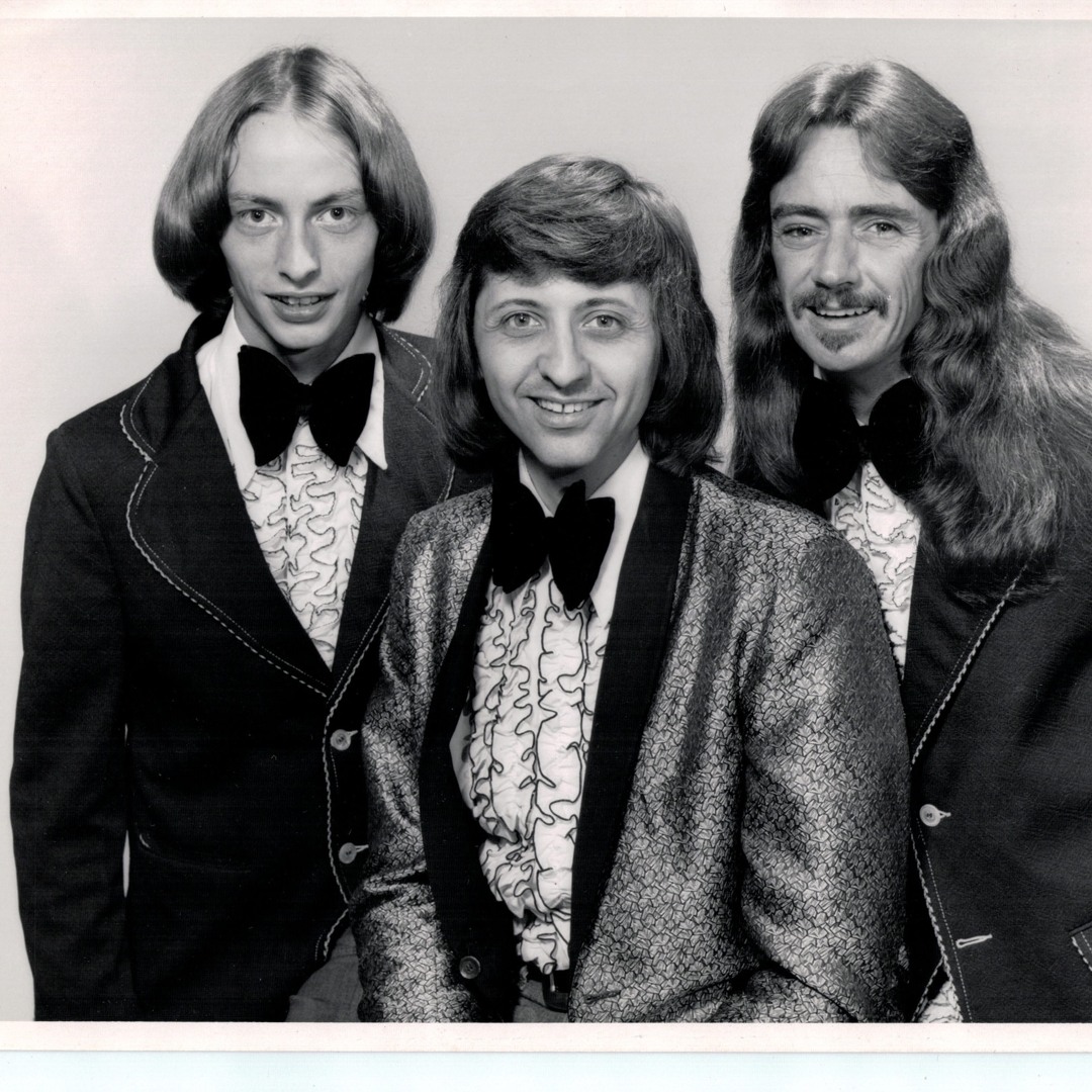 Stream How Sweet It Is (James Moore) by Jim Moore | Listen online for ...