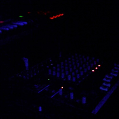 Stream medio-core music | Listen to songs, albums, playlists for free ...