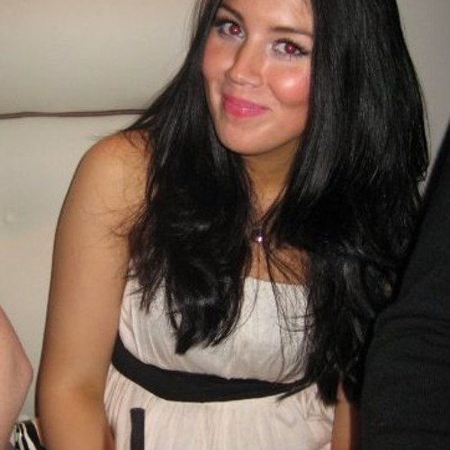 Stream Angela & Leanne Bleeding Love by leannejane27 | Listen online ...