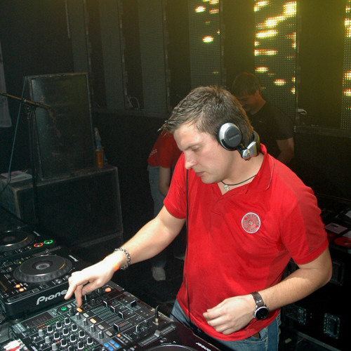 Stream DeeJayAAV music | Listen to songs, albums, playlists for free on ...