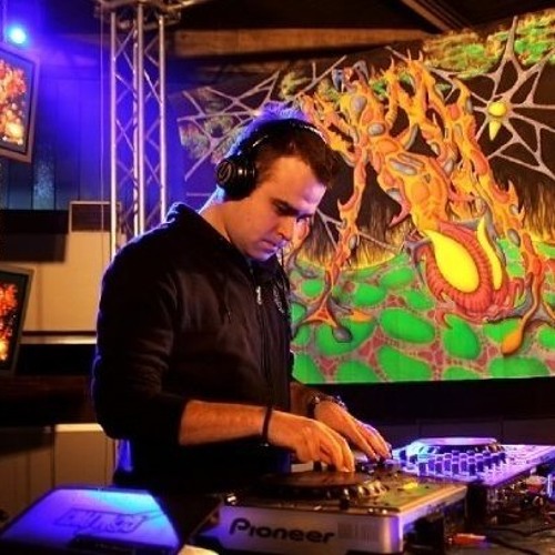 Stream DJ Satellite music | Listen to songs, albums, playlists for free ...