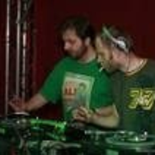 Stream ROYAL HI-FI music | Listen to songs, albums, playlists for free ...