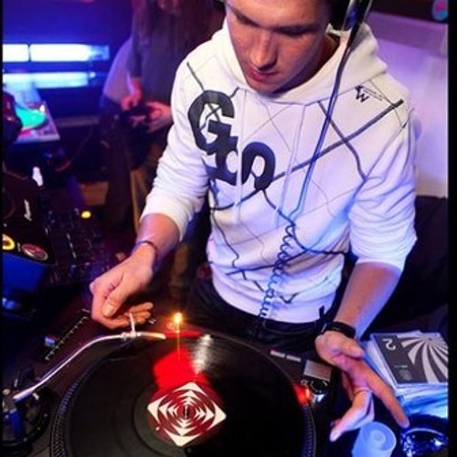 Stream R.Rodriguez music | Listen to songs, albums, playlists for free ...