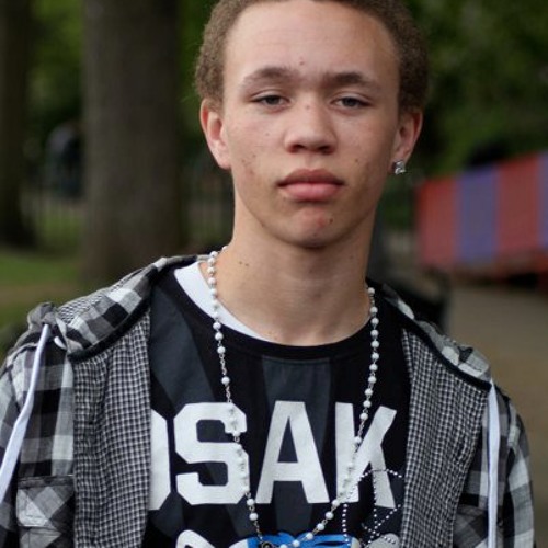 Stream STRAY MC FREESTYLE by STRAY MC ARTIST | Listen online for free ...