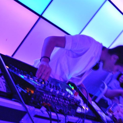 Stream Dj Little Cnz music | Listen to songs, albums, playlists for ...