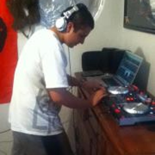 Stream Andrew Cuevas music | Listen to songs, albums, playlists for ...