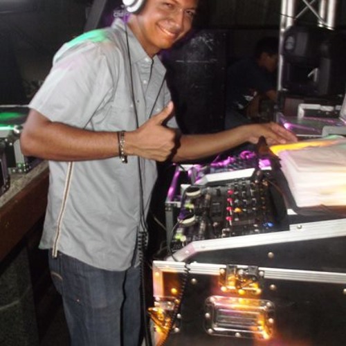 Stream LA VACA MARIPOSA - DJ RONALD 2011 by Ronald Dj | Listen online ...