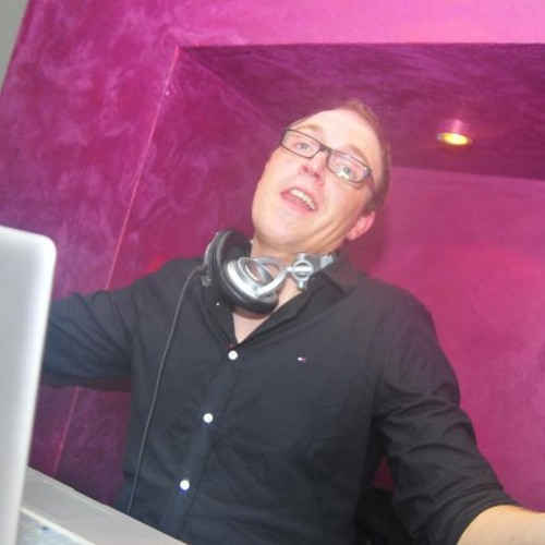 Stream Dj Toby-F. music | Listen to songs, albums, playlists for free ...