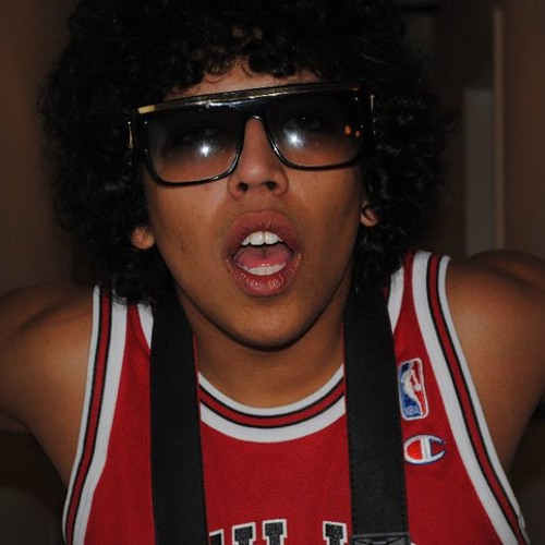 Stream Moonlight - Breezy Knight by ß®£ez¥ Kπ¡Gh† | Listen online for ...