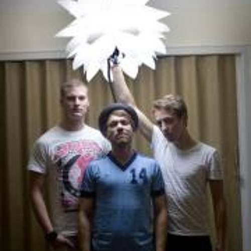 Stream Wir und jetzt by Enola Band | Listen online for free on SoundCloud