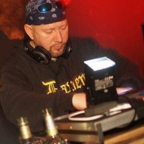 Stream Dj Dubai aka Gismo 06 music | Listen to songs, albums, playlists ...