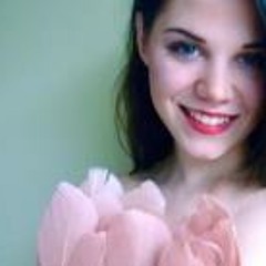 Holly Nelson's Instagram, Twitter & Facebook on IDCrawl