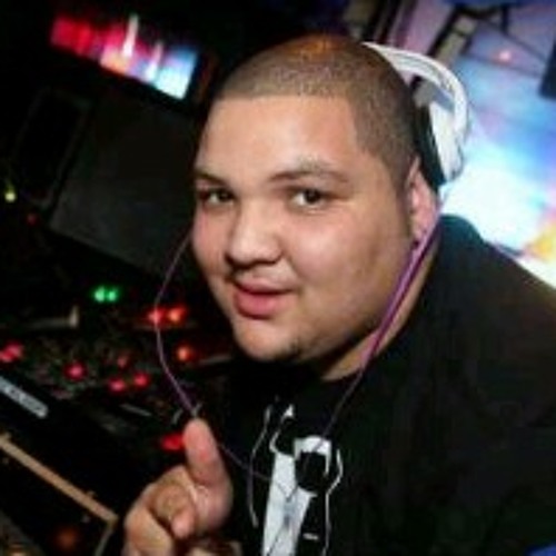 Stream DJ_WAYNIAC music | Listen to songs, albums, playlists for free ...