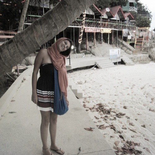 Stream AmiraRashed music | Listen to songs, albums, playlists for free ...