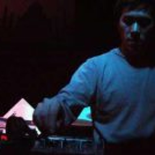 Stream Sam Whitemoon music | Listen to songs, albums, playlists for ...