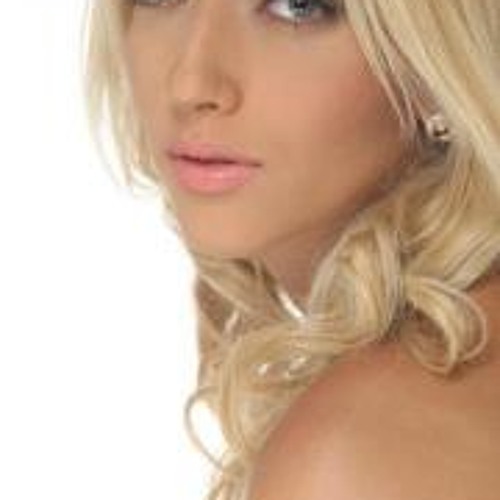 Stream Daniela Messi Ifergan music | Listen to songs, albums, playlists for free on SoundCloud