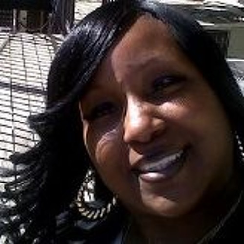 Stream Elizabeth 'Liz' Moore music | Listen to songs, albums, playlists ...