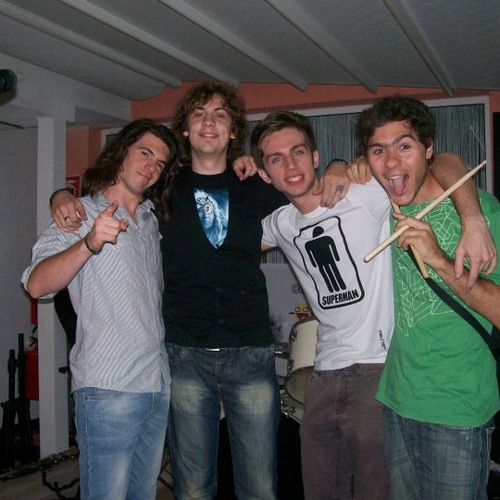 Stream Free Radio (band) music | Listen to songs, albums, playlists for ...