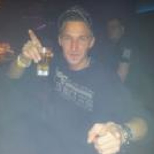 Stream Thomas Andree music | Listen to songs, albums, playlists for ...