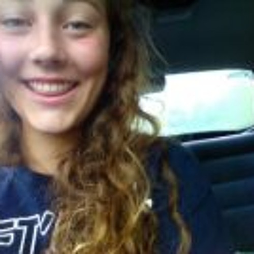 Chloe Hayes's Instagram, Twitter & Facebook on IDCrawl