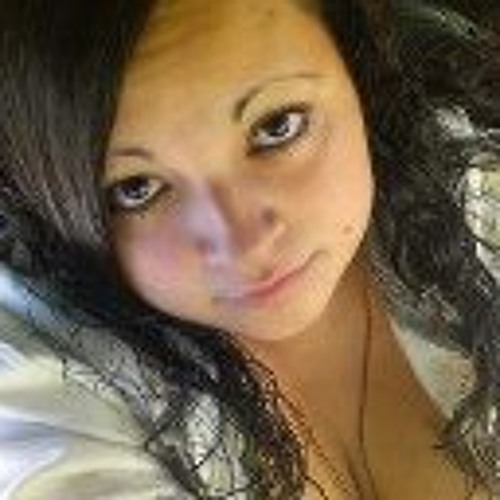 Stream Amanda Estrada 4 music | Listen to songs, albums, playlists for ...
