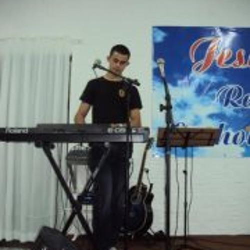 Stream Victor Rafael Hoffmann music | Listen to songs, albums ...